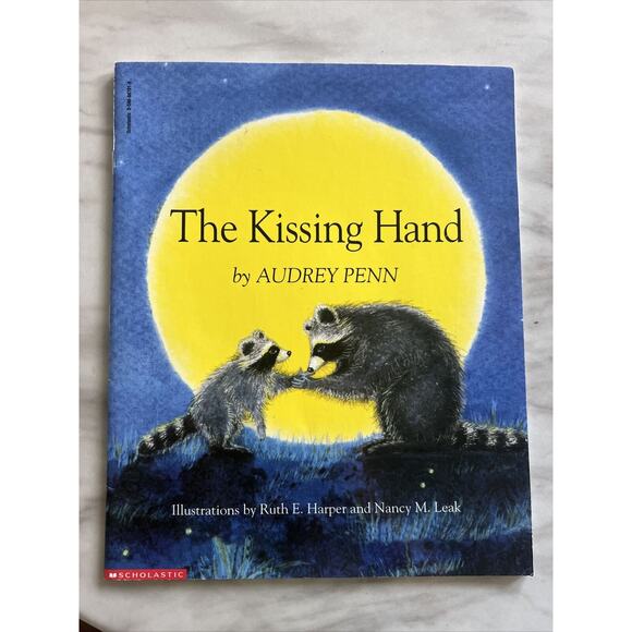 Scholastic | Other | 34 518 The Kissing Hand By Audrey Penn Childrens ...